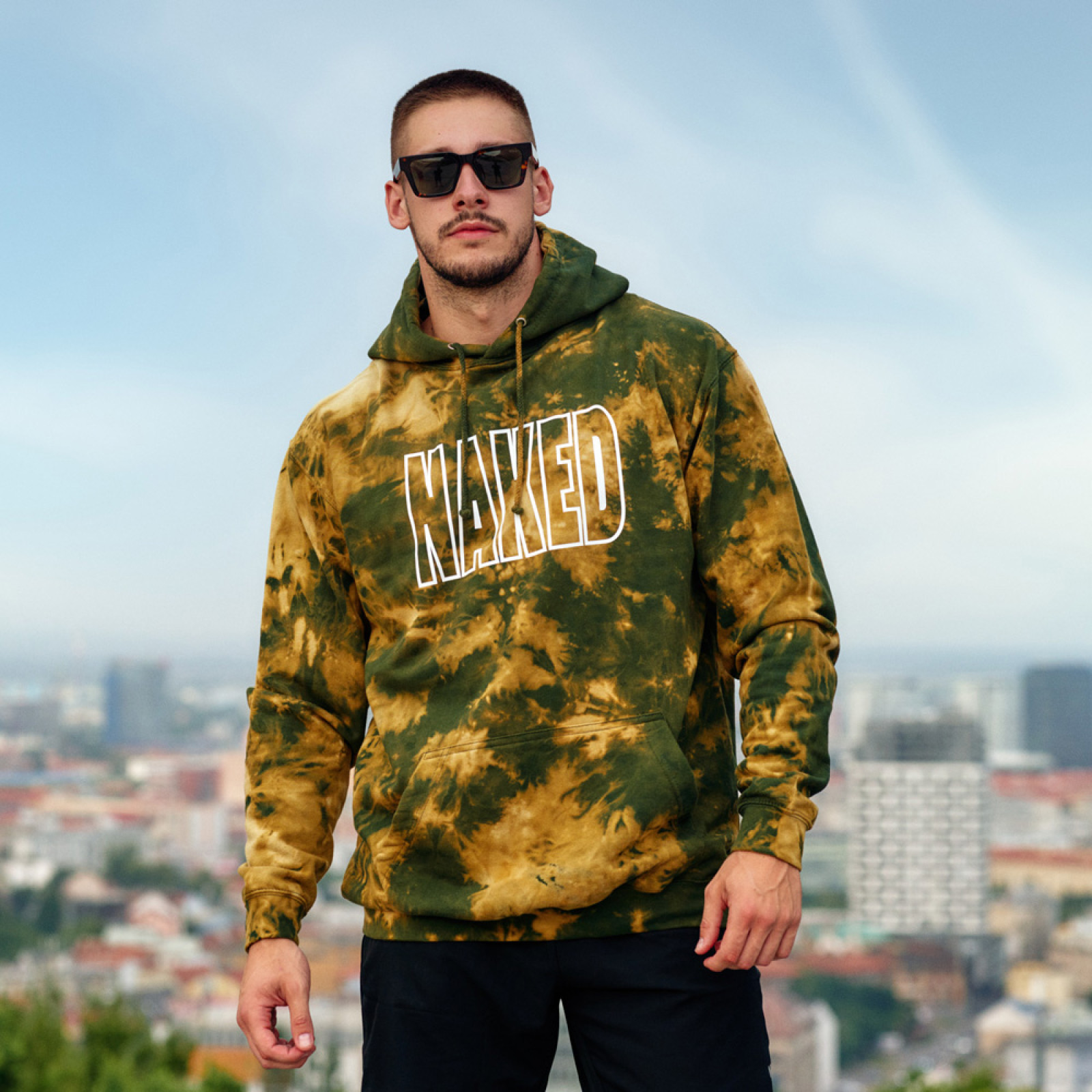 Naked Color Big - MERCH